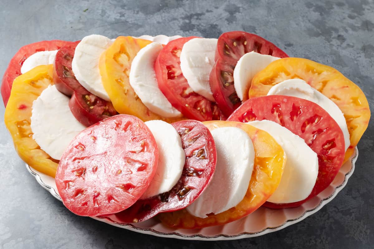 Heirloom Tomato Caprese Salad - Mandi of the Mountains