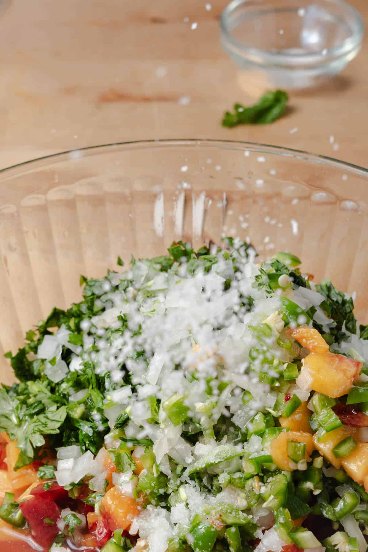 Peach Pico de Gallo - Mandi of the Mountains
