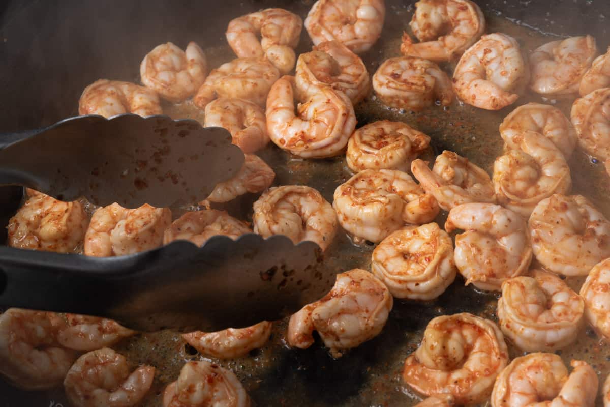 Chili Lime Shrimp Tacos with Tajín & Cilantro Lime Sauce - Mandi of the ...