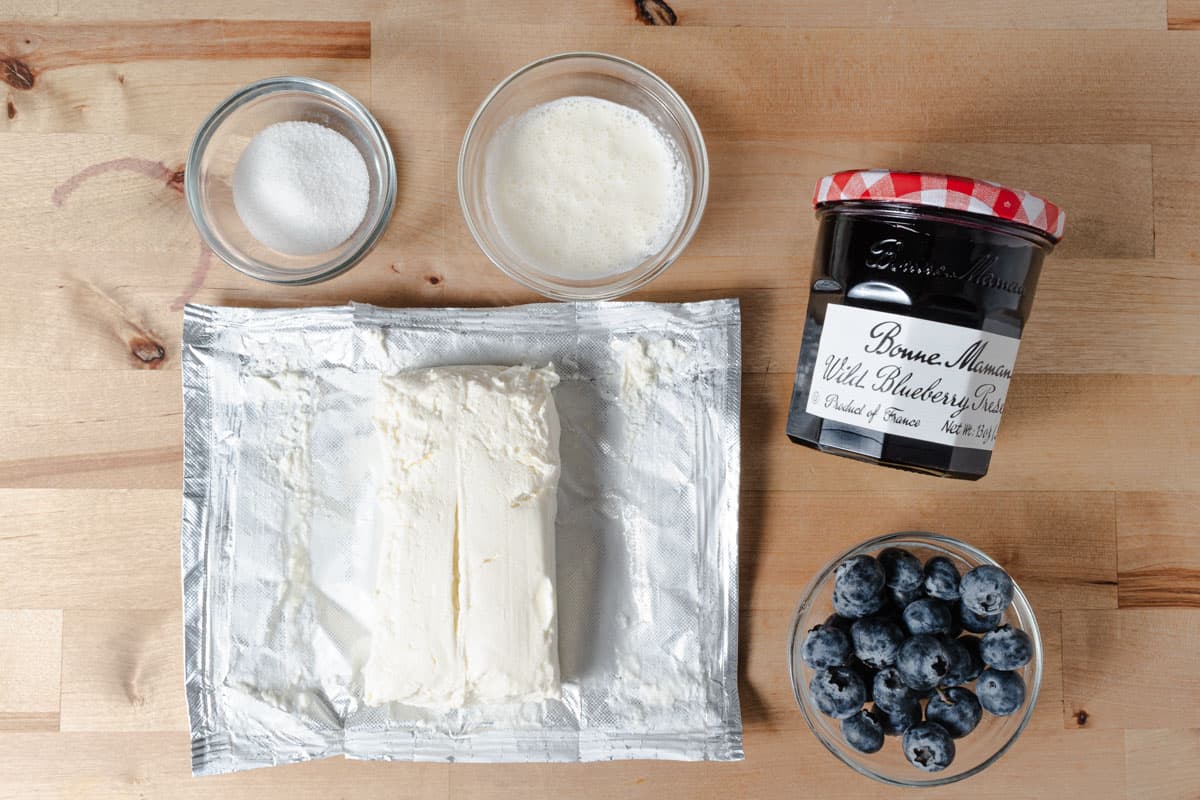 Blueberry Cream Cheese Spread - Mandi of the Mountains