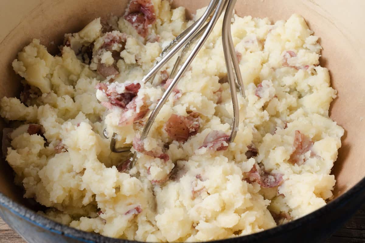 Creamy Smashed Potatoes with Sour Cream - Mandi of the Mountains