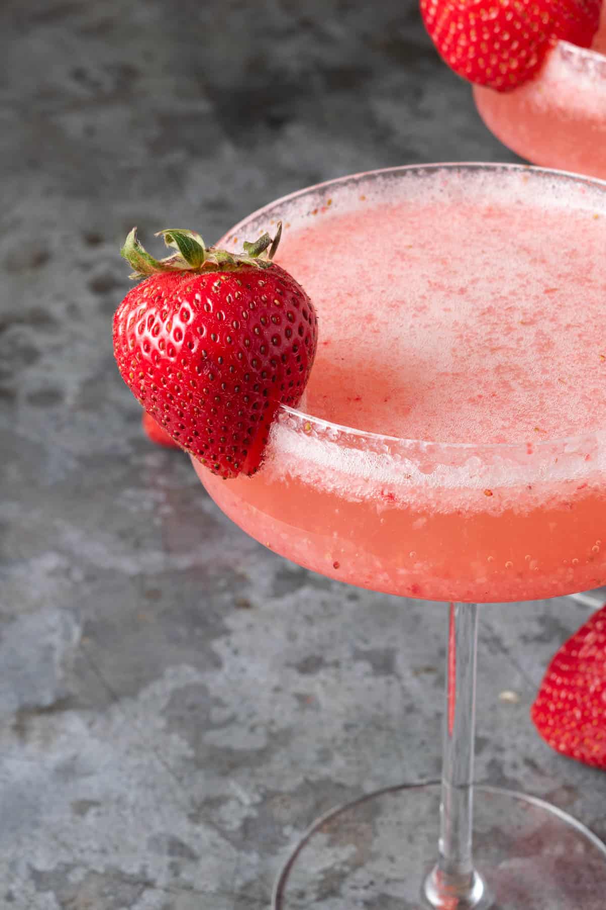 Rossini (Strawberry and Prosecco Cocktail) - Mandi of the Mountains
